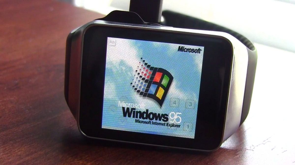Instalan Windows 95 y Minecraft en reloj Samsung Gear Live
