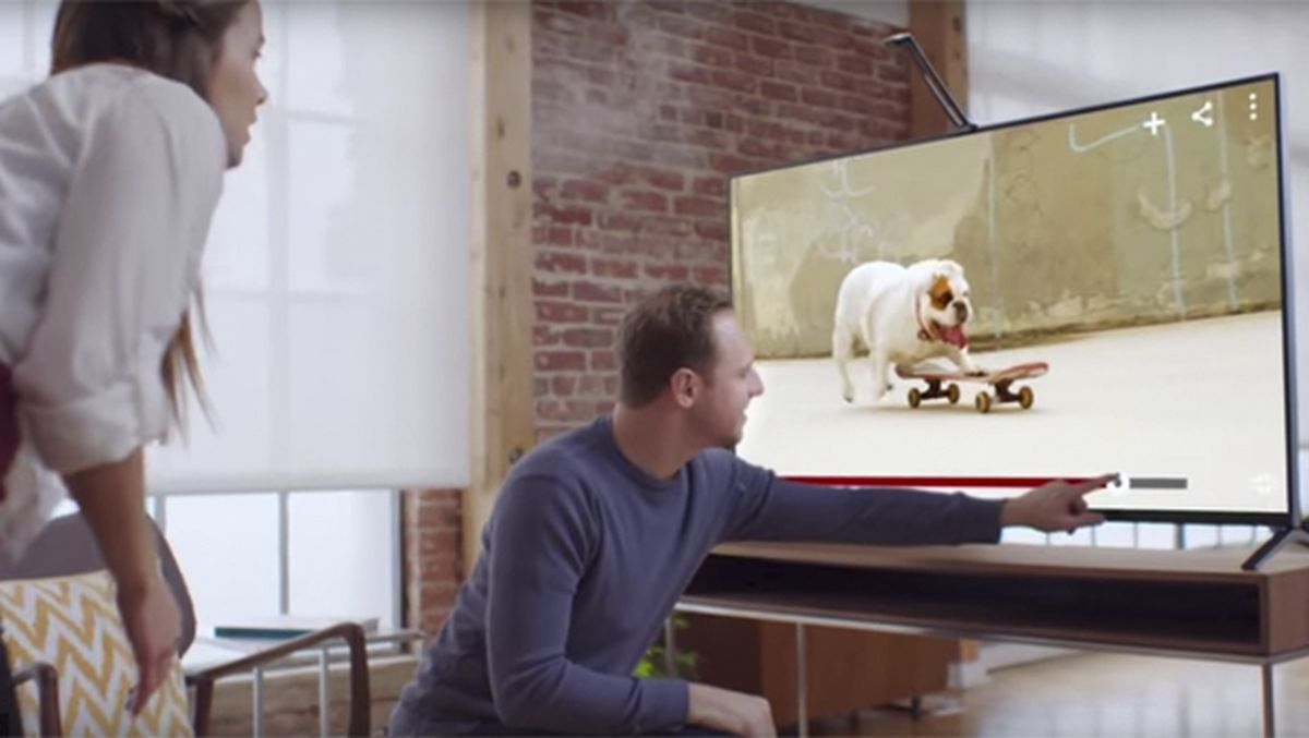 Un dispositivo convierte tu tele en una pantalla táctil