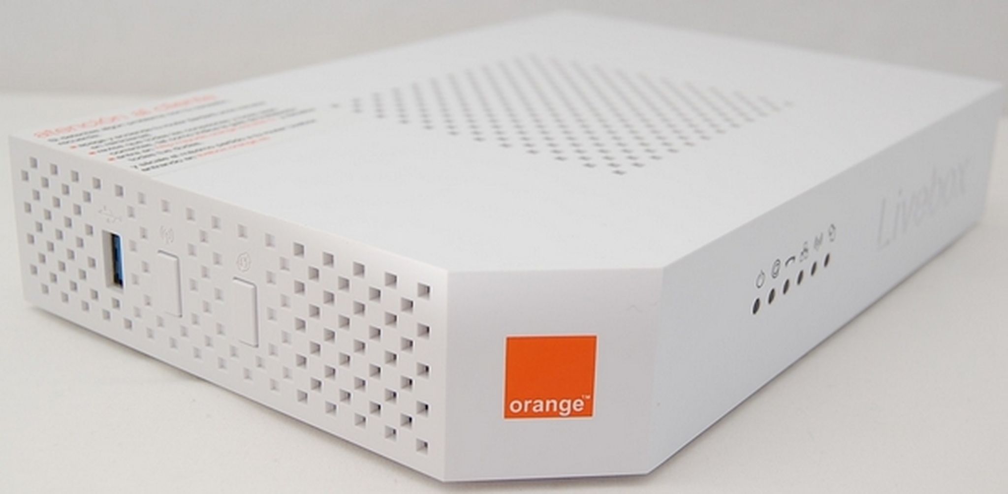 ¿Por qué deberías cambiar el router que te regala tu operadora?