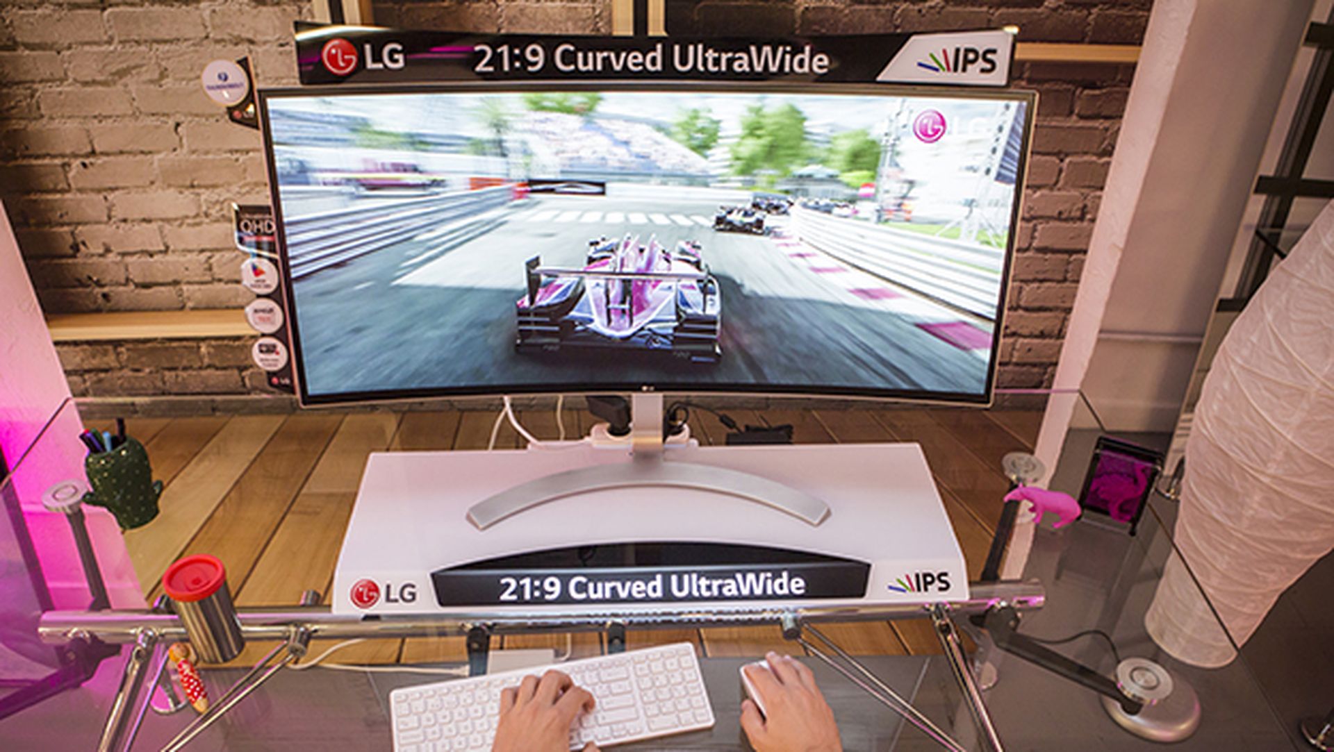 LG presenta nuevos monitores ultrapanorámicos y ultrabooks