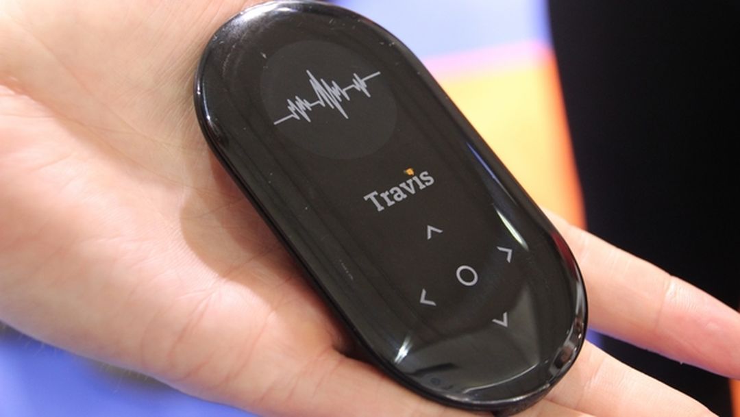 Travis the Translator, el gadget que traduce al instante 80 idiomas