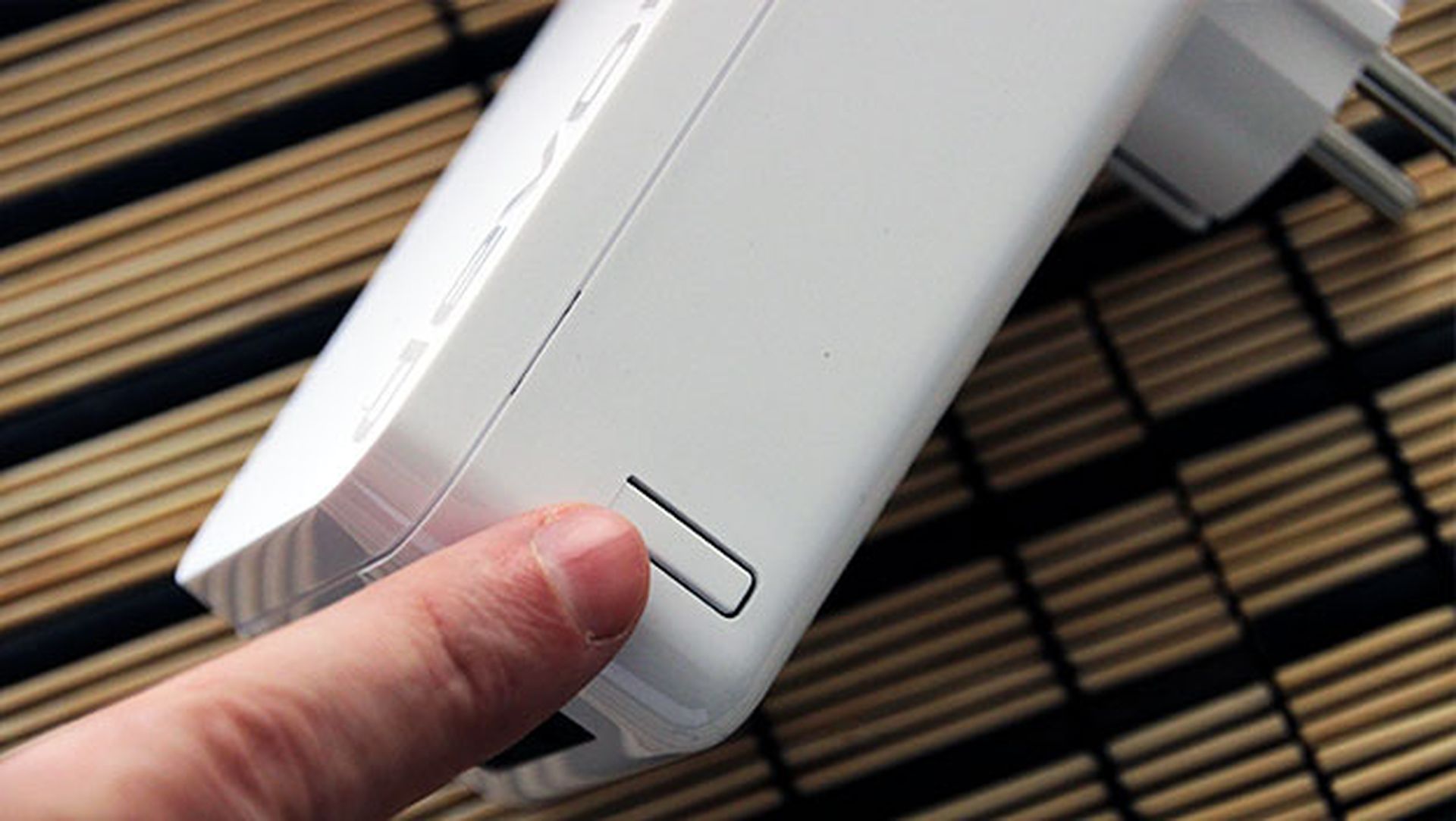 Lleva Internet a toda tu casa con el PLC dLAN 1000 duo+