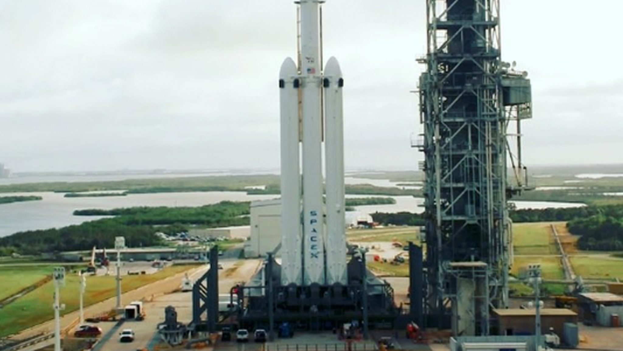 SpaceX, la compañía espacial de Elon Musk: origen, contratos con la ...
