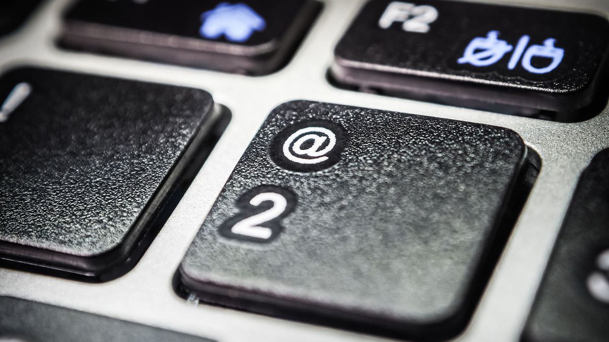 Cómo poner el símbolo de la arroba en cualquier PC, sistema operativo y ...