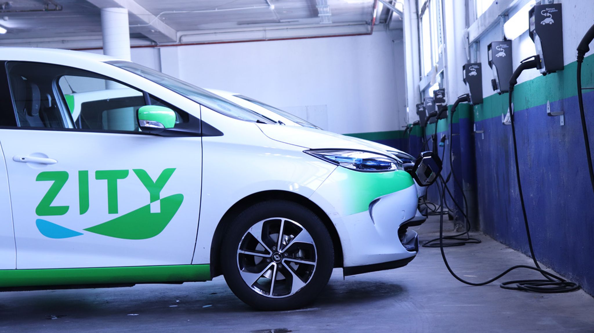 Qué opciones hay en Madrid para alquilar un coche eléctrico por un día