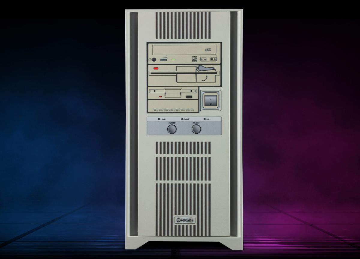 Este PC moderno viene con dos lectores de disquetes y un lector de CD ...