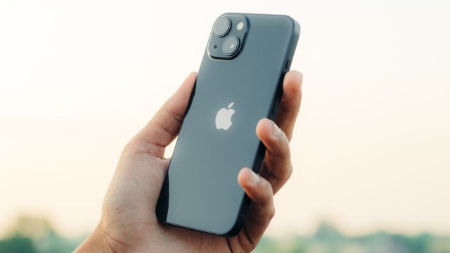 Por qué sigue mereciendo la pena comprar el iPhone 13 en lugar del ...