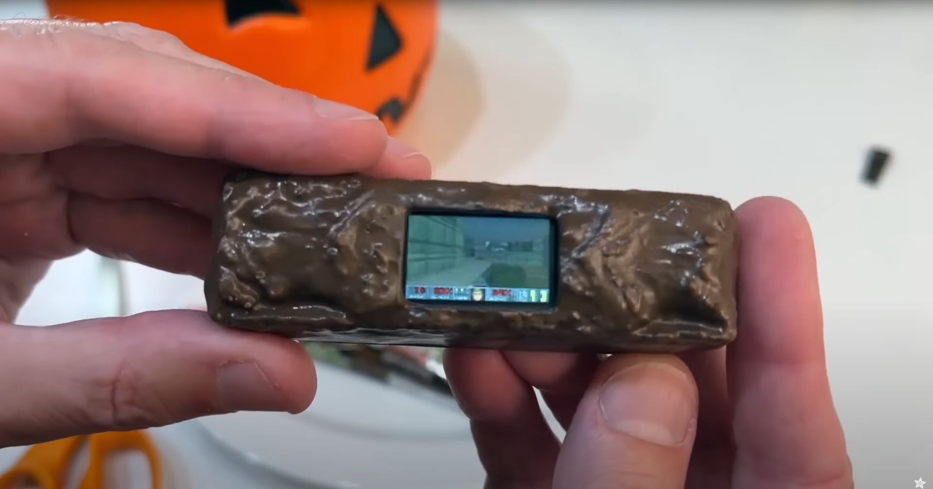 La locura de DOOM llega a las chocolatinas: así es la barra de ...