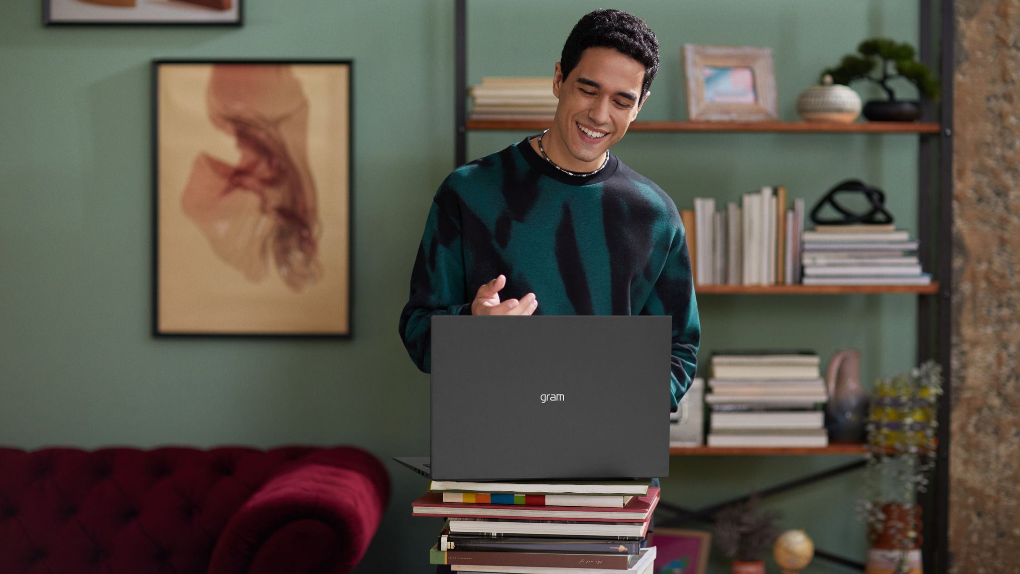 Descubre la ligereza extrema en un portátil que puede con todo: cinco ...