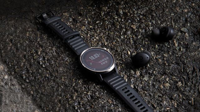 Así es Kiprun GPS 900 by Coros, el reloj para deportistas que quiere ...