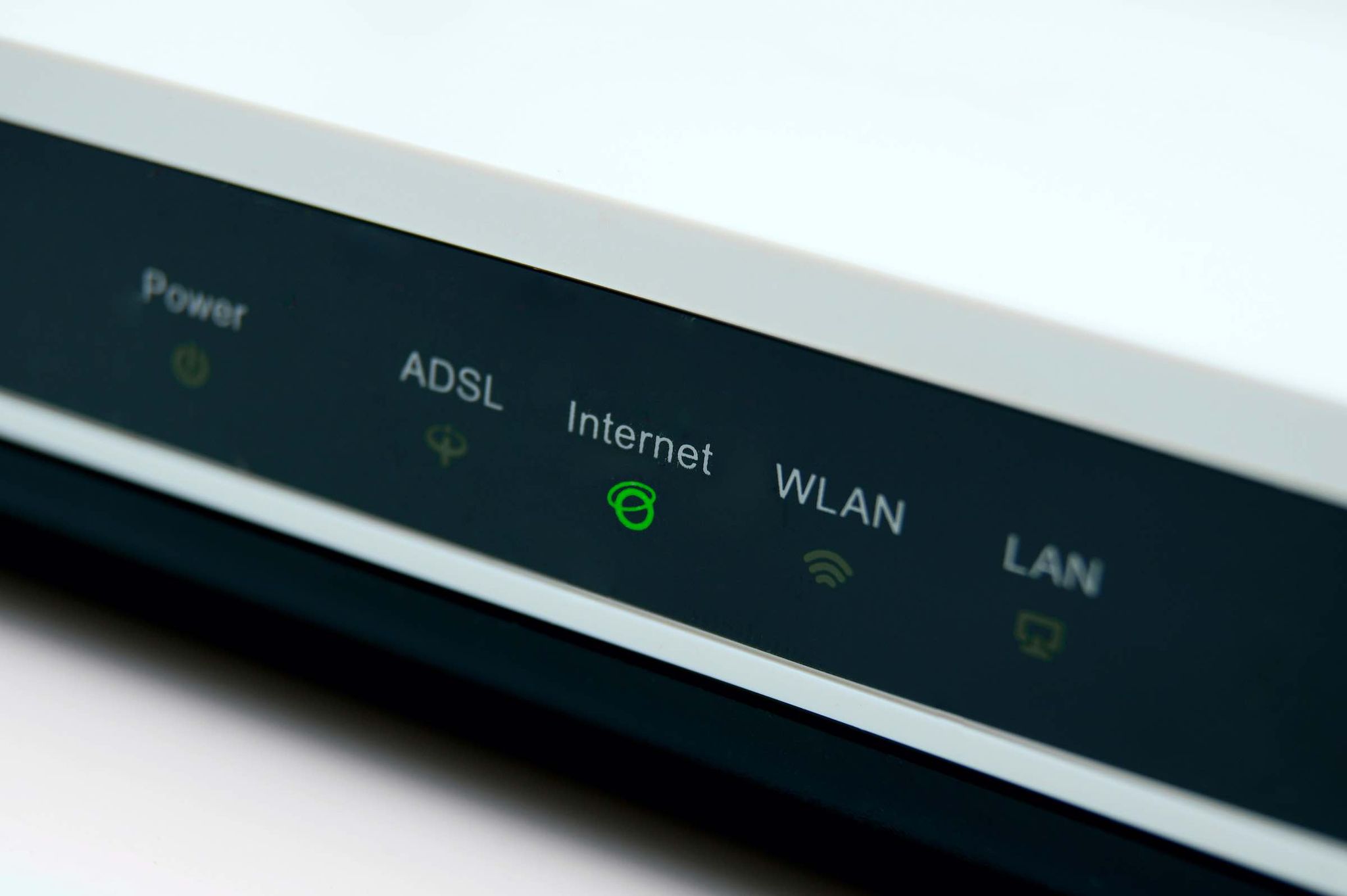 Luces del router WiFi: ¿qué significan y cómo pueden ayudarte a ...