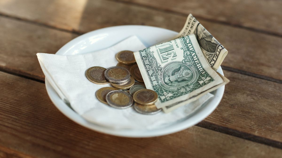 Llega la “propina americana” a España y en esto consiste