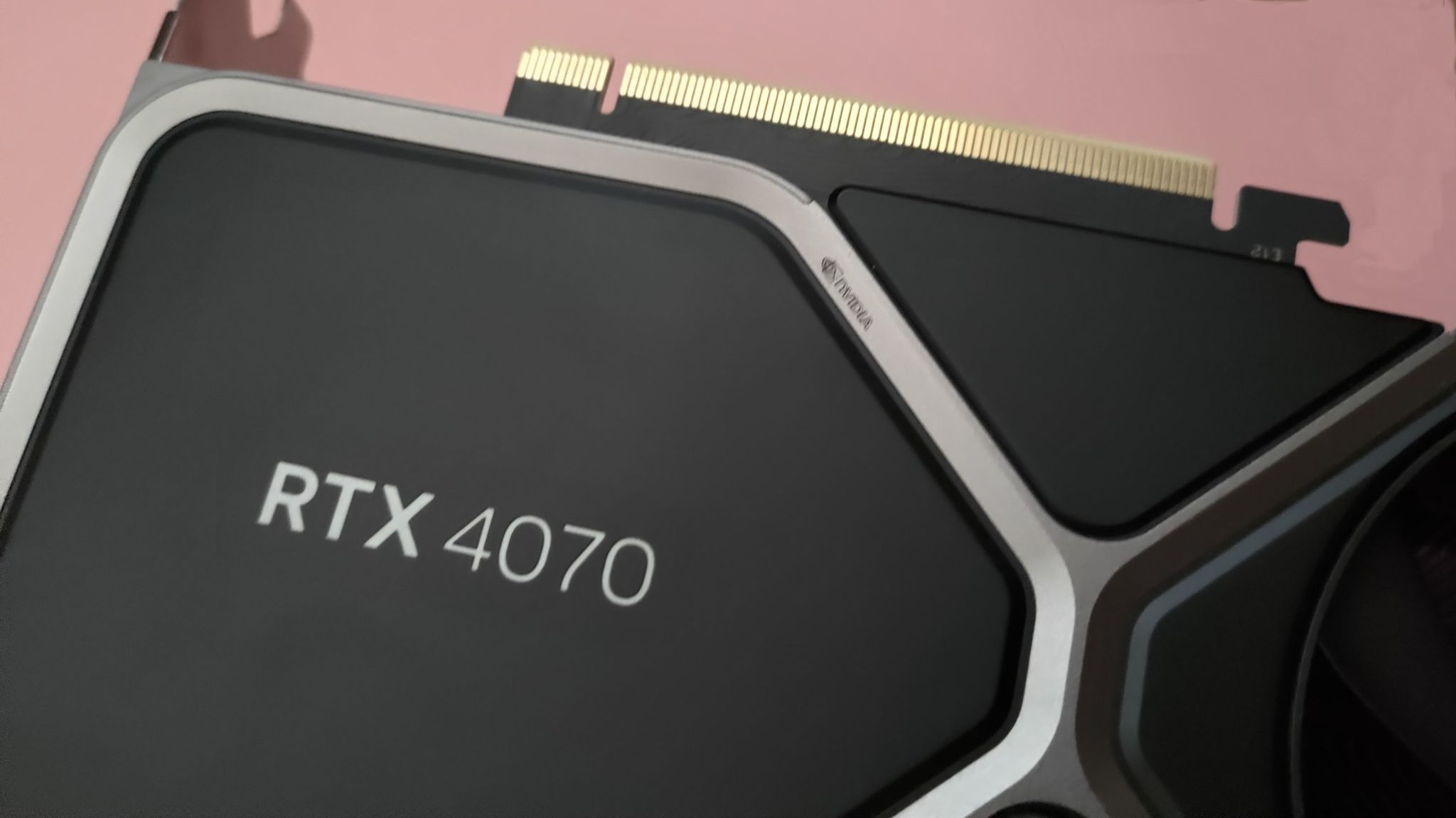 Nvidia GeForce RTX 4070 Founders Edition ya es una realidad: juegos en ...