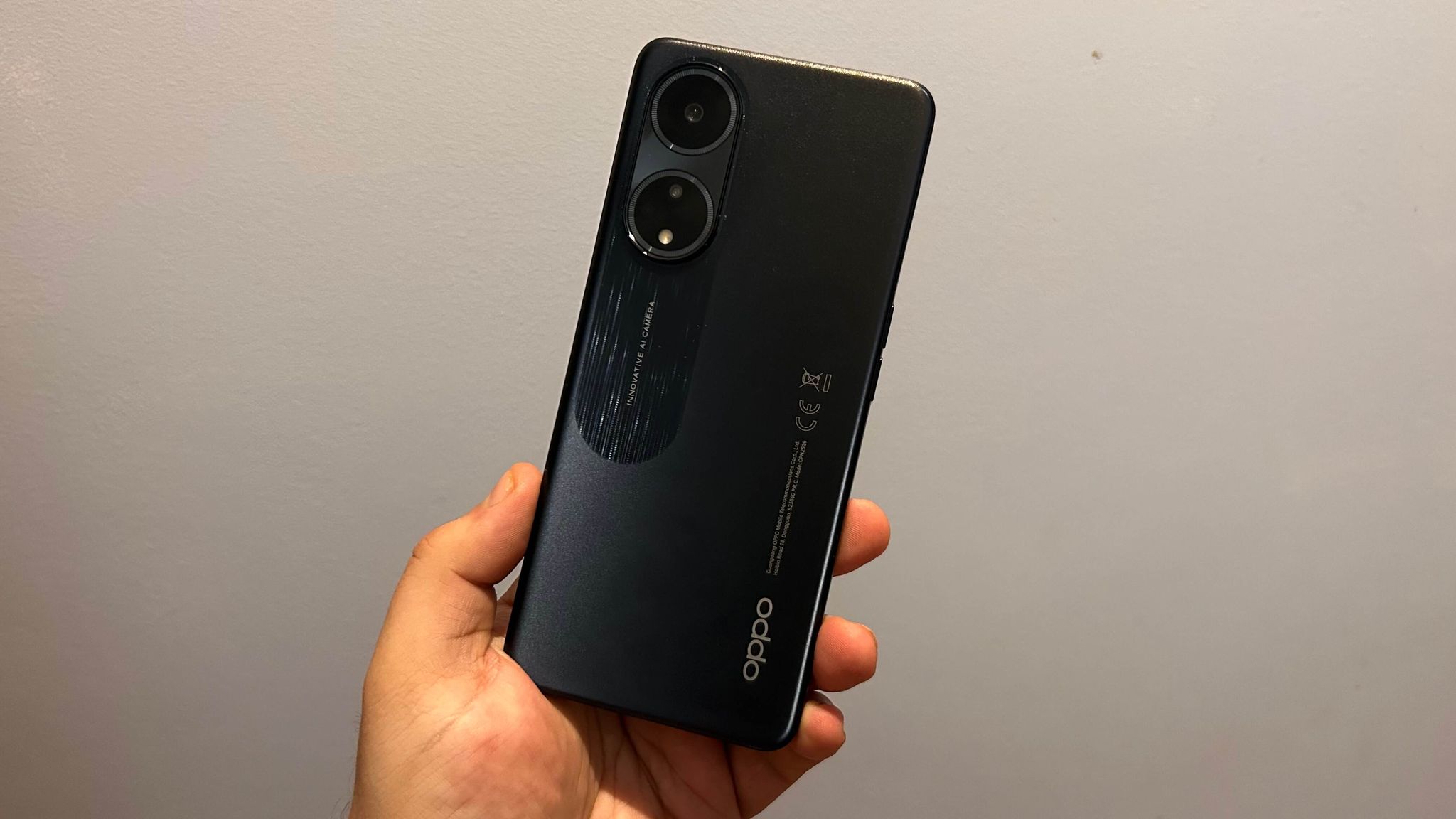 El Oppo A98 5G es original, elegante y solvente: una opción muy ...