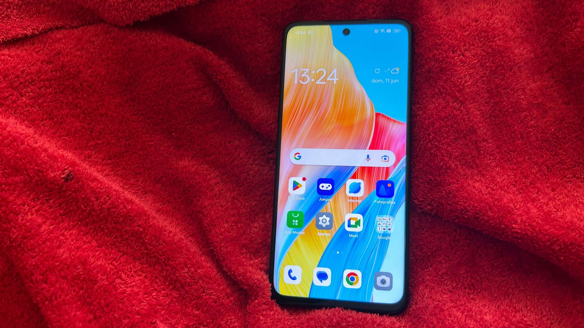 El Oppo A98 5G es original, elegante y solvente: una opción muy interesante en la gama media