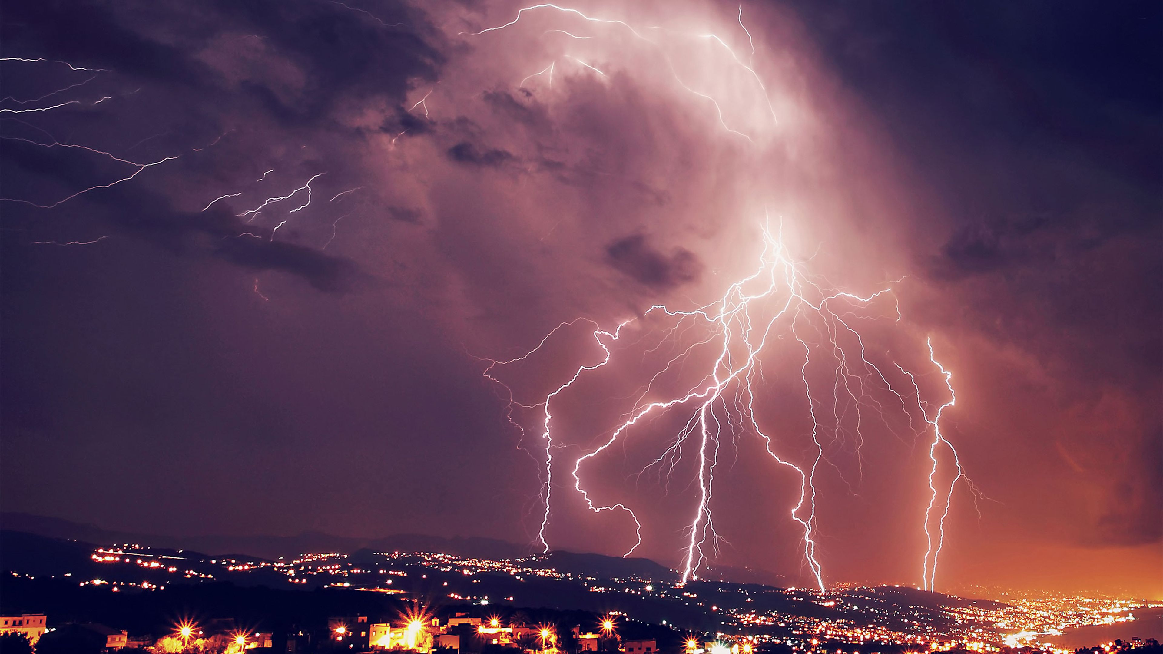 Este mapa muestra dónde hay más probabilidades de un “súper rayo” y hay ...