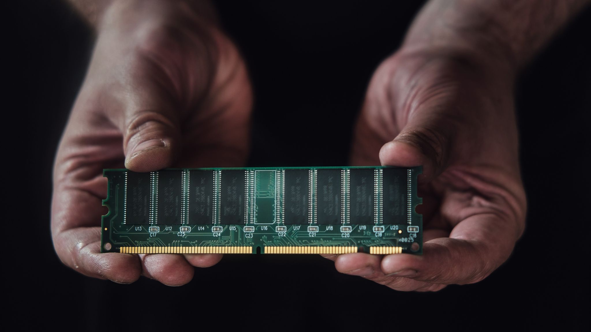 Cuál es la diferencia entre memoria SDRAM, DDR, DDR2, DDR3, DDR4 y DDR5