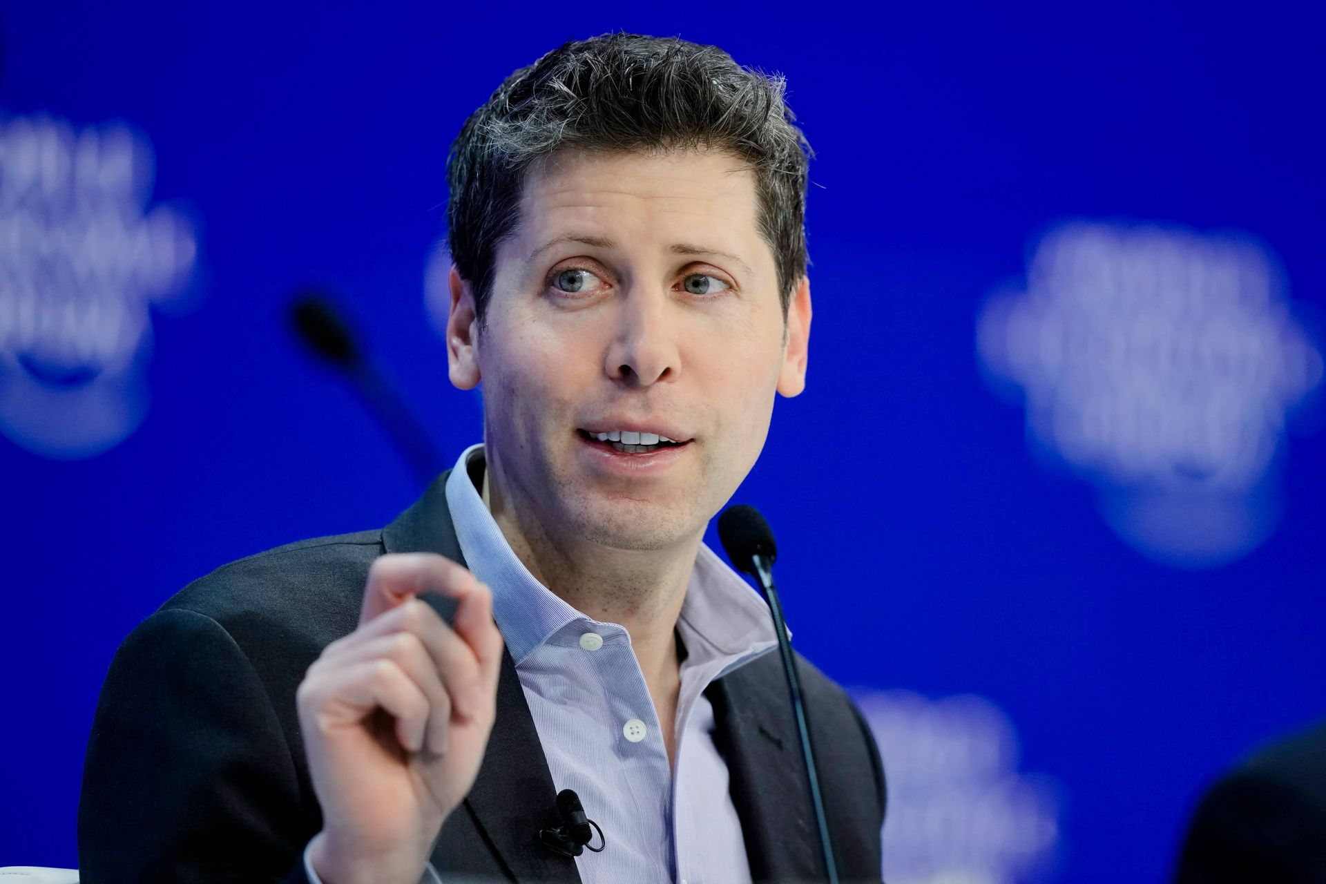 Sam Altman se viene arriba con su visión de la IA: "Todo el mundo será ...