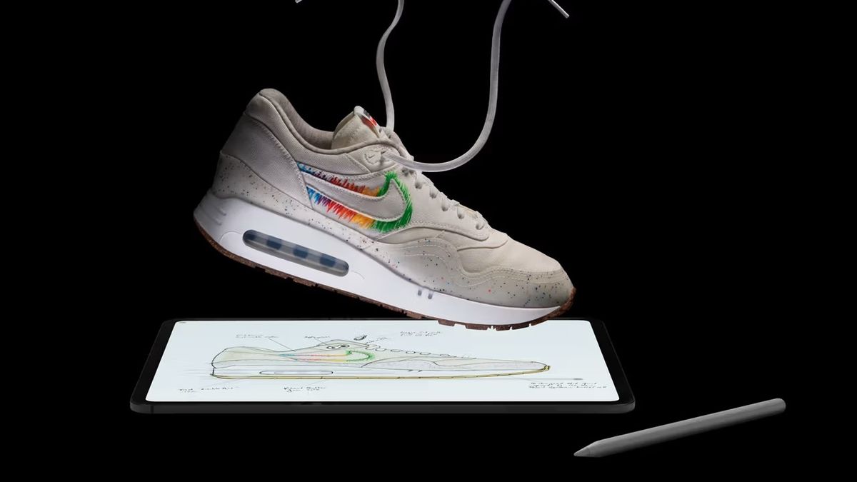 El secreto de Nike que Tim Cook calzaba durante la presentación de los nuevos iPad