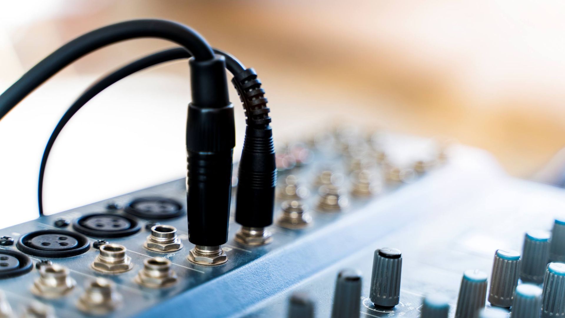 Cómo usar una interfaz de audio en tu PC con Windows