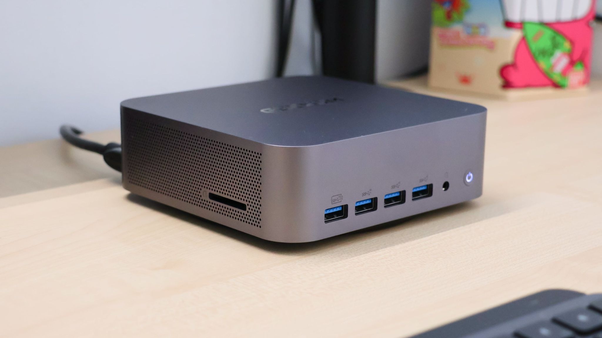 He probado el mini PC Geekom GT1 Mega que desata todo el poder de Intel ...