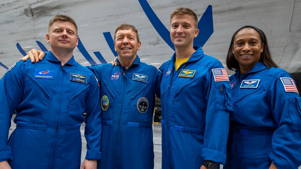 La NASA hospitalizó en secreto a uno de los cuatro astronautas que ...