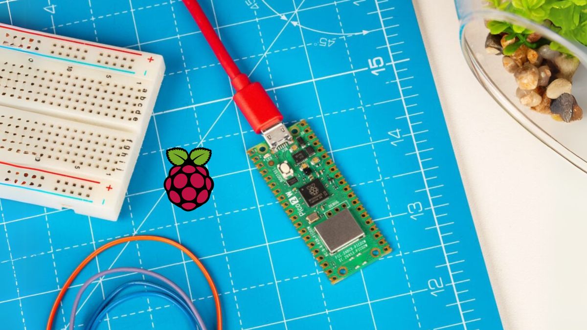 Raspberry Pi lanza la Pico 2 W: el microcontrolador accesible para proyectos electrónicos