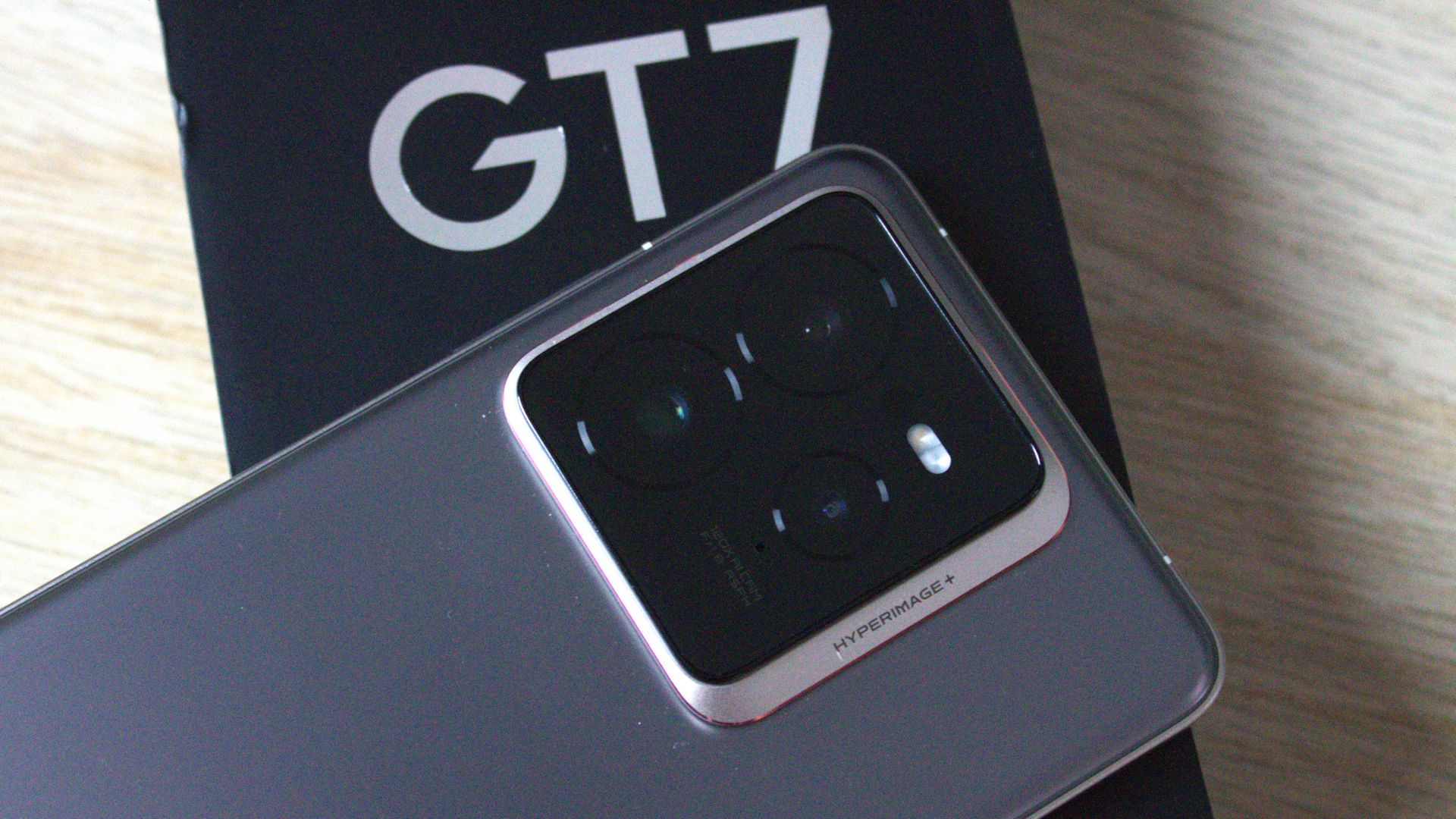 He probado el Realme GT 7 Pro y es un verdadero 'flagship killer' gracias a su Snapdragon 8 Elite