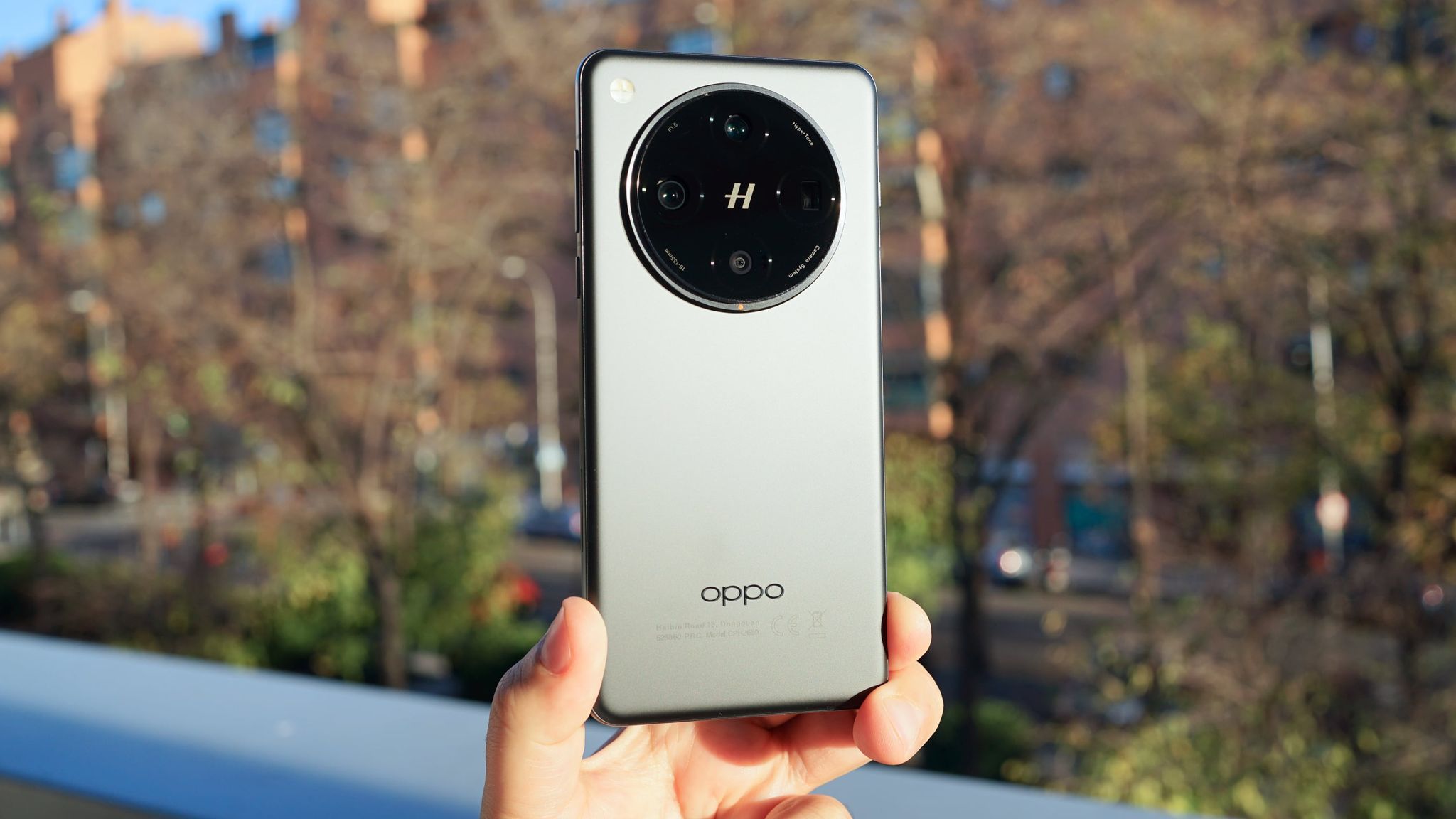 No hay duda, lo mejor del Oppo Find X8 Pro son dos de todas sus cámaras