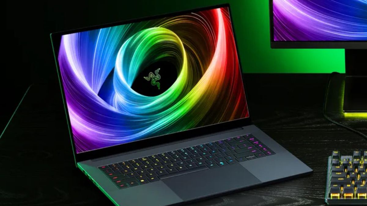 Razer afina un 30% en el CES 2025 su portátil gaming más potente, el ...
