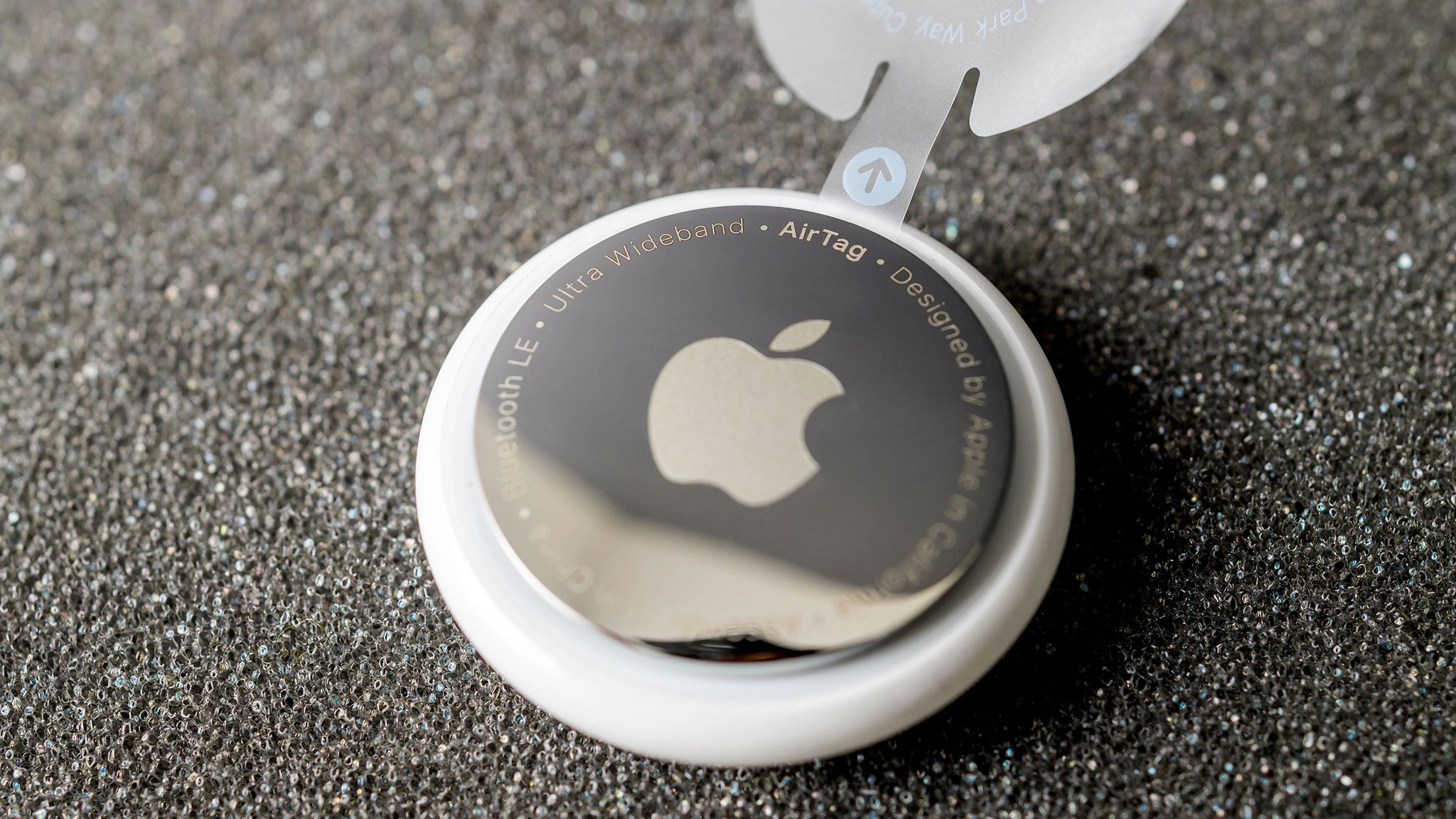 Apple prepararía un AirTag 2 inteligente, con avisos de batería baja y que llegaría con iOS 18.6