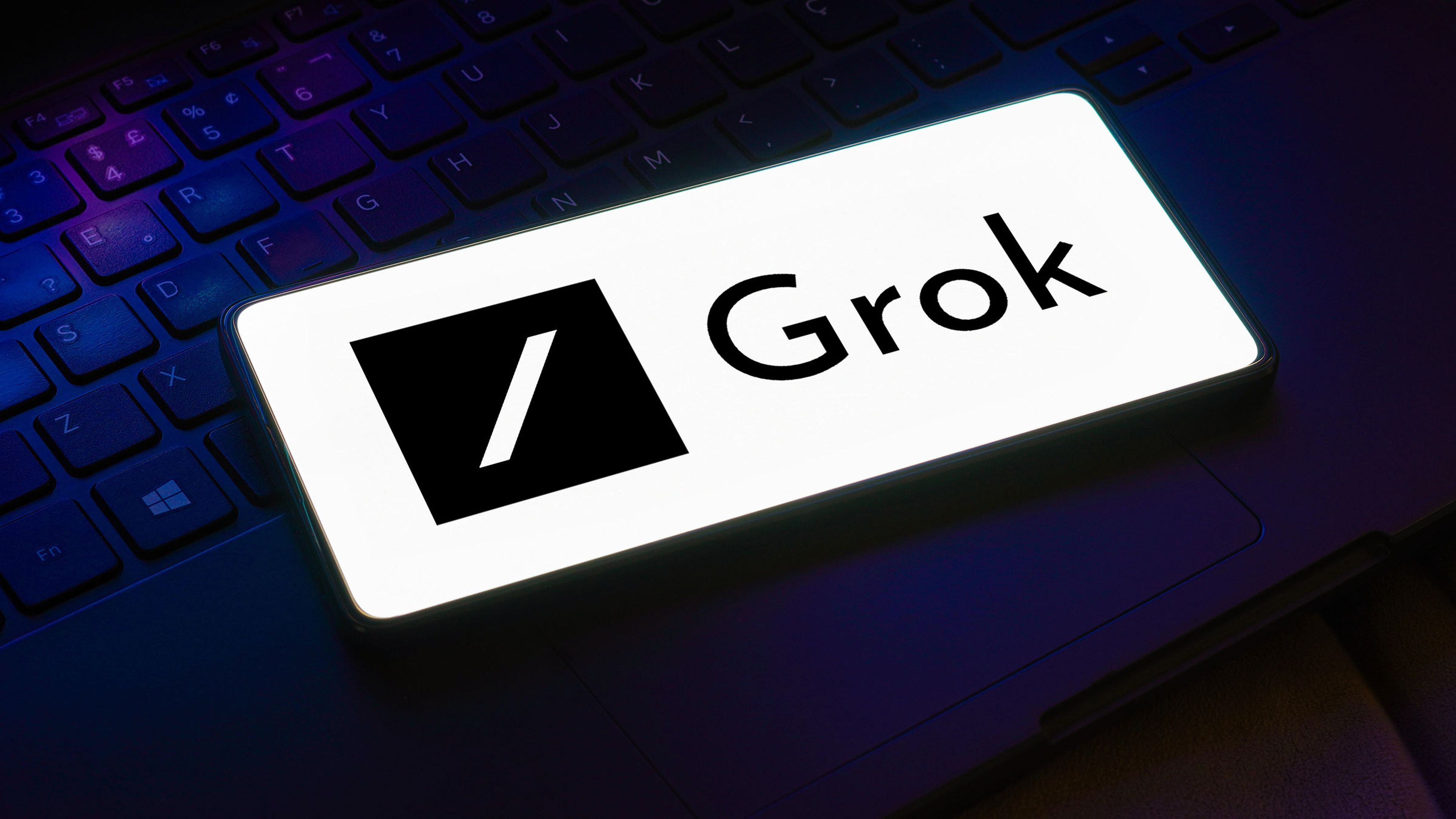 Grok 4: xAI se salta Grok 3.5 y prepara un potente modelo de IA para ...